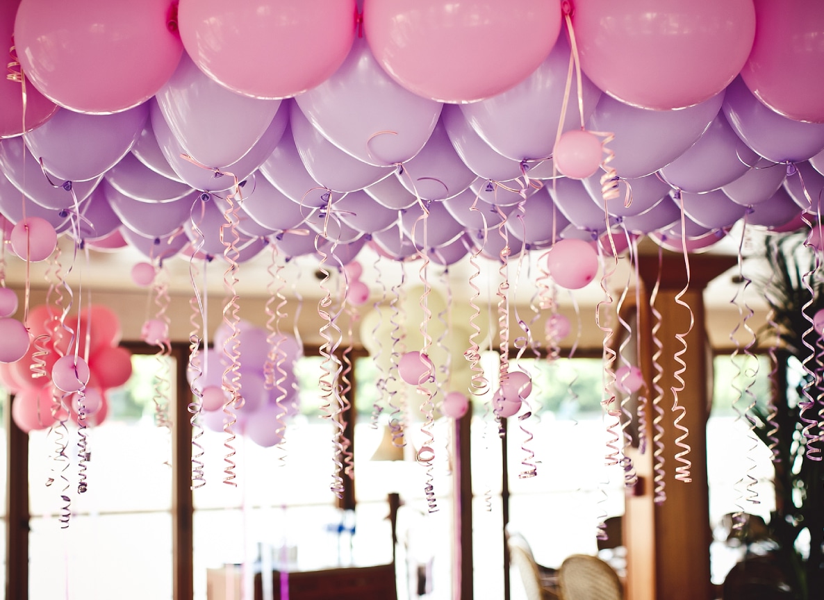 How To Make A Stunning Balloon Ceiling For Your Event