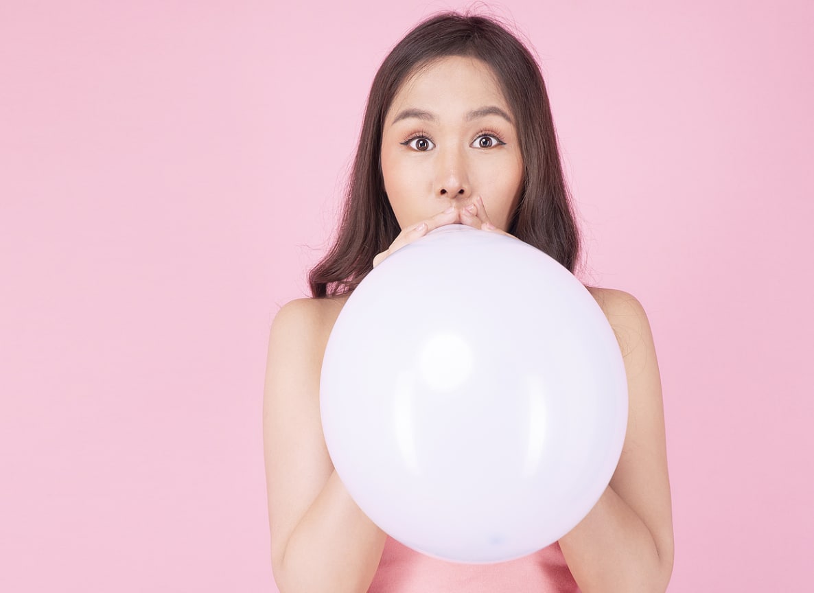 A Guide To Tying Balloons Together Without Using Clips